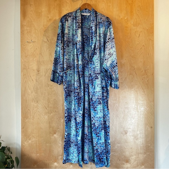 Victoria's Secret | Intimates & Sleepwear | Vintage Vs Satin Dressing ...